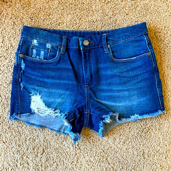 Blank NYC | Shorts | Sale Blank Nyc Dark Denim Jean Short Cutoffs ...